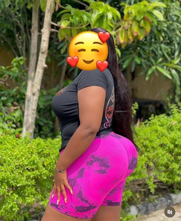 Hot pretty sexy girl with big ass available at mallam, Accra